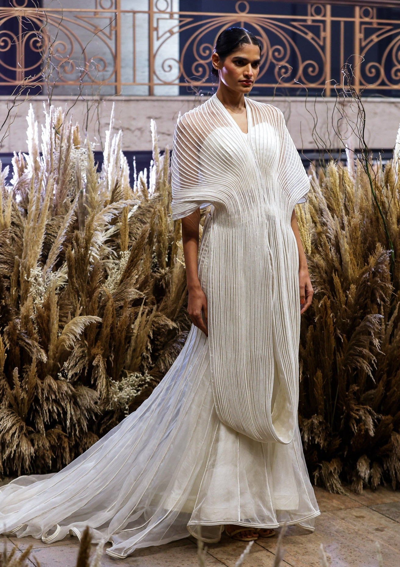 Infinity Cape and Fishtail Skirt Set – VAISHALI S