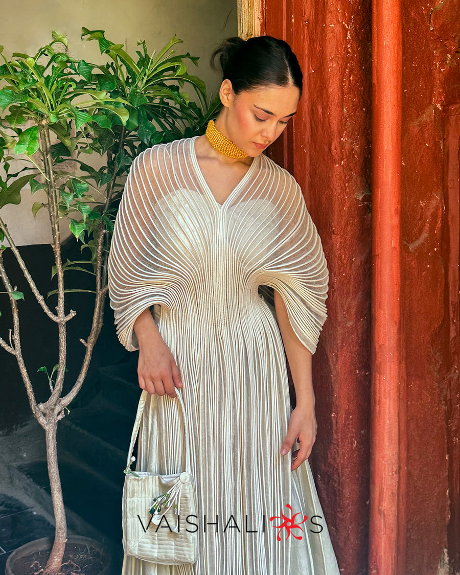 Infinity Set – VAISHALI S